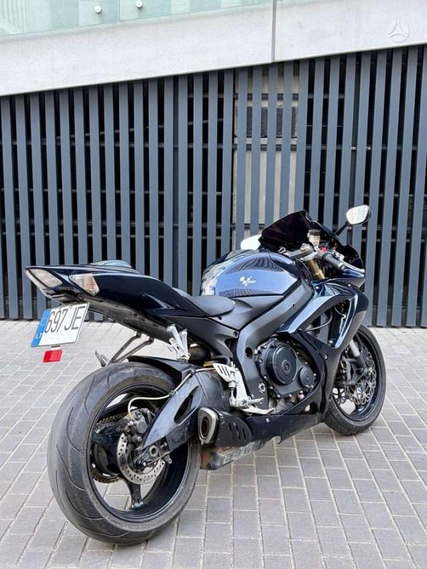 Suzuki GSX-R 2006 in Vilnius, with an engine capacity of 0.60 L and mileage of 70 thousand km for 4000 €, photo 3 on AUTOMOTO.COM.LV