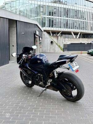 Suzuki GSX-R 2006 in Vilnius, with an engine capacity of 0.60 L and mileage of 70 thousand km for 4000 €, photo 6 on AUTOMOTO.COM.LV