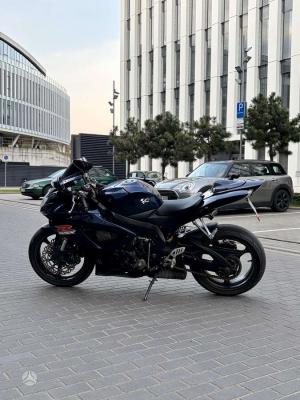 Suzuki GSX-R 2006 in Vilnius, with an engine capacity of 0.60 L and mileage of 70 thousand km for 4000 €, photo 7 on AUTOMOTO.COM.LV