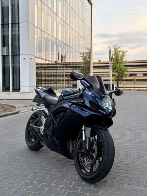 Suzuki GSX-R 2006 in Vilnius, with an engine capacity of 0.60 L and mileage of 70 thousand km for 4000 €, photo 8 on AUTOMOTO.COM.LV