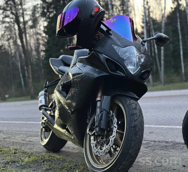 Suzuki GSX-R 2006 Jelgava, ar dzinēja tilpumu 1.00 L un nobraukumu 0 tūkst. km par 4600 €, foto 1 vietnē AUTOMOTO.COM.LV
