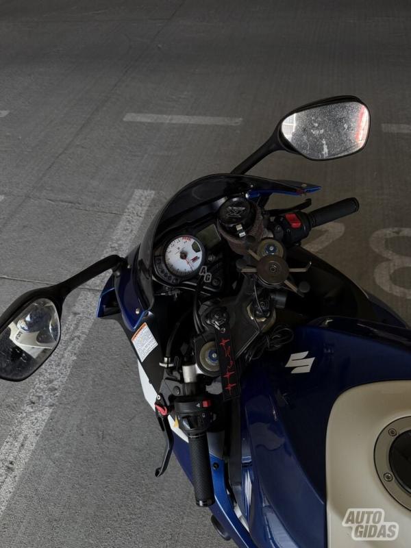 Suzuki GSX-R 2007 in Vilnius, with an engine capacity of 0.75 L and mileage of 0 thousand km for 5000 €, photo 4 on AUTOMOTO.COM.LV