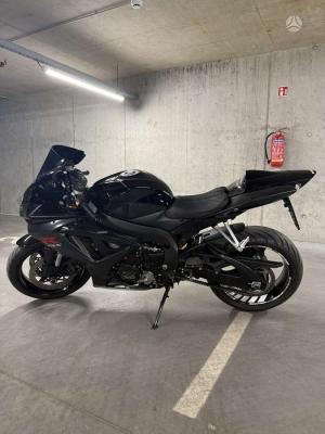 Suzuki GSX-R 2007 Viļņa, ar dzinēja tilpumu 0.00 L un nobraukumu 52 tūkst. km par 4500 €, foto 5 vietnē AUTOMOTO.COM.LV
