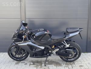 Suzuki GSX-R 2007 in Riga, with an engine capacity of 1.00 L and mileage of 0 thousand km for 5200 €, photo 3 on AUTOMOTO.COM.LV