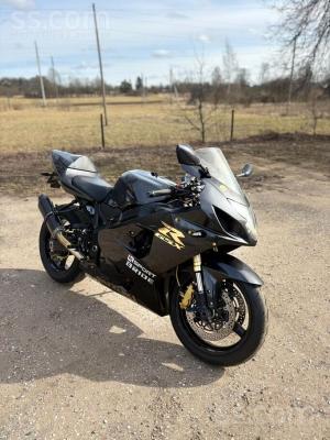 Suzuki GSX-R 2008 in Valmiera, with an engine capacity of 0.60 L and mileage of 0 thousand km for 4000 €, photo 6 on AUTOMOTO.COM.LV