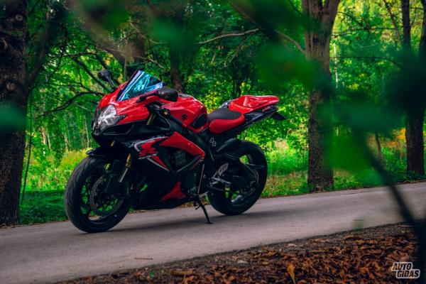 Сузуки GSX-R 2008 в Вильнюс, объемом двигателя 0.60 л и пробегом 48 тыс. км за 5300 €, фото 2 на AUTOMOTO.COM.LV