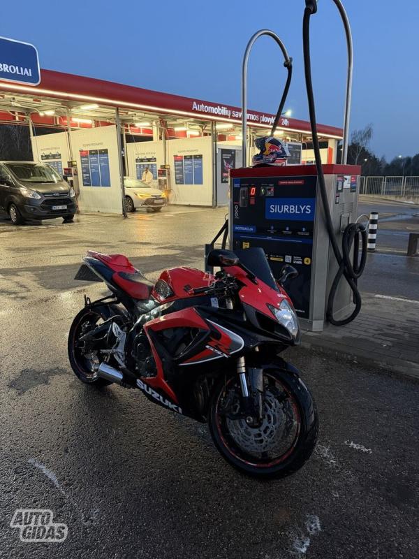 Сузуки GSX-R 2008 в Вильнюс, объемом двигателя 0.60 л и пробегом 48 тыс. км за 5400 €, фото 2 на AUTOMOTO.COM.LV