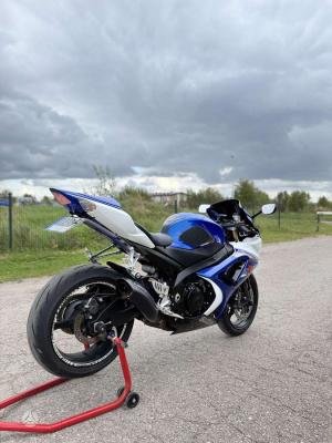 Сузуки GSX-R 2008 в Каунас, объемом двигателя 1.00 л и пробегом 40 тыс. км за 6500 €, фото 6 на AUTOMOTO.COM.LV