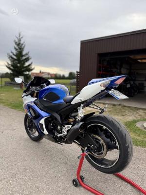 Сузуки GSX-R 2008 в Каунас, объемом двигателя 1.00 л и пробегом 40 тыс. км за 6500 €, фото 7 на AUTOMOTO.COM.LV
