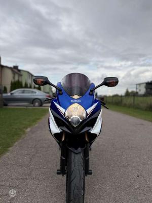 Сузуки GSX-R 2008 в Каунас, объемом двигателя 1.00 л и пробегом 40 тыс. км за 6500 €, фото 8 на AUTOMOTO.COM.LV