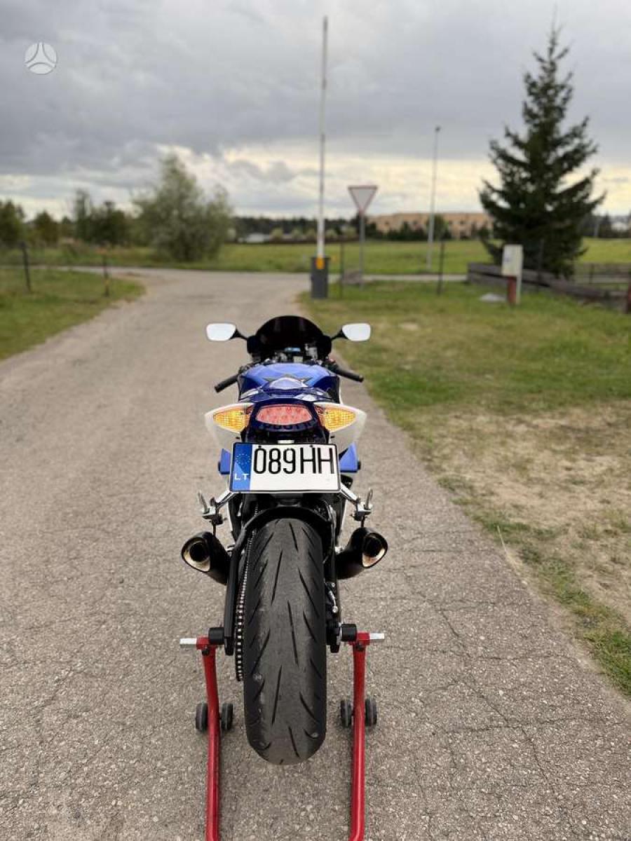 Сузуки GSX-R 2008 в Каунас, объемом двигателя 1.00 л и пробегом 40 тыс. км за 6500 €, фото 9 на AUTOMOTO.COM.LV