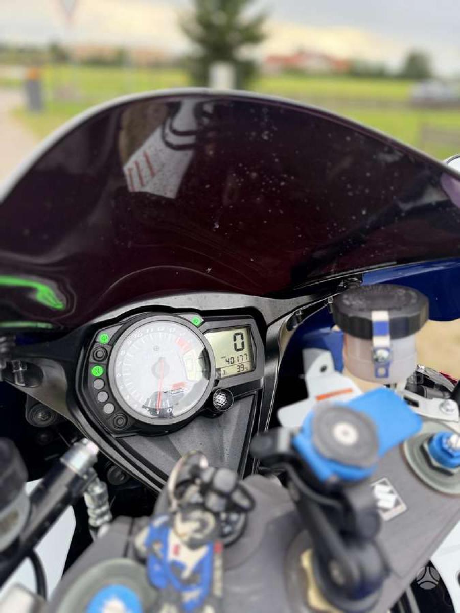Сузуки GSX-R 2008 в Каунас, объемом двигателя 1.00 л и пробегом 40 тыс. км за 6500 €, фото 10 на AUTOMOTO.COM.LV