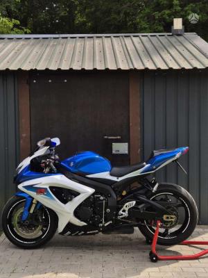 Сузуки GSX-R 2009 в Мажейкяй, объемом двигателя 0.60 л и пробегом 43 тыс. км за 4650 €, фото 3 на AUTOMOTO.COM.LV
