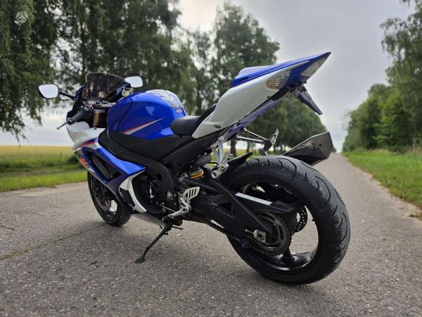 Suzuki GSX-R 2009 in Radviliskis, with an engine capacity of 1.00 L and mileage of 19 thousand km for 6400 €, photo 6 on AUTOMOTO.COM.LV