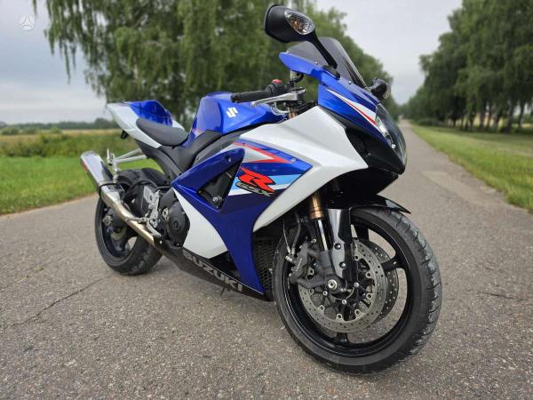 Сузуки GSX-R 2009 в Радвилишкис, объемом двигателя 1.00 л и пробегом 19 тыс. км за 6400 €, фото 1 на AUTOMOTO.COM.LV