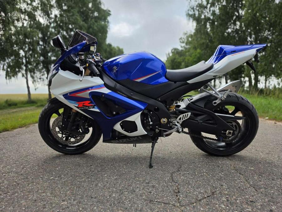 Suzuki GSX-R 2009 in Radviliskis, with an engine capacity of 1.00 L and mileage of 19 thousand km for 6400 €, photo 5 on AUTOMOTO.COM.LV