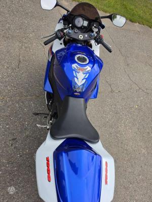 Suzuki GSX-R 2009 in Radviliskis, with an engine capacity of 1.00 L and mileage of 19 thousand km for 6400 €, photo 10 on AUTOMOTO.COM.LV