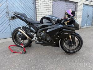 Suzuki GSX-R 2010 in Riga, with an engine capacity of 1.00 L and mileage of 0 thousand km for 6200 €, photo 3 on AUTOMOTO.COM.LV