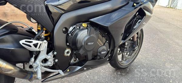 Suzuki GSX-R 2010 in Riga, with an engine capacity of 1.00 L and mileage of 0 thousand km for 6200 €, photo 9 on AUTOMOTO.COM.LV