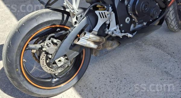 Сузуки GSX-R 2011 в Талси, объемом двигателя 0.60 л и пробегом 0 тыс. км за 5550 €, фото 3 на AUTOMOTO.COM.LV