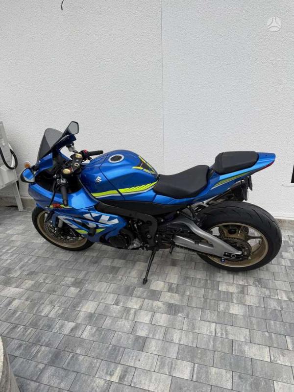 Сузуки GSX-R 2017 в Каунас, объемом двигателя 1.00 л и пробегом 13 тыс. км за 10650 €, фото 4 на AUTOMOTO.COM.LV