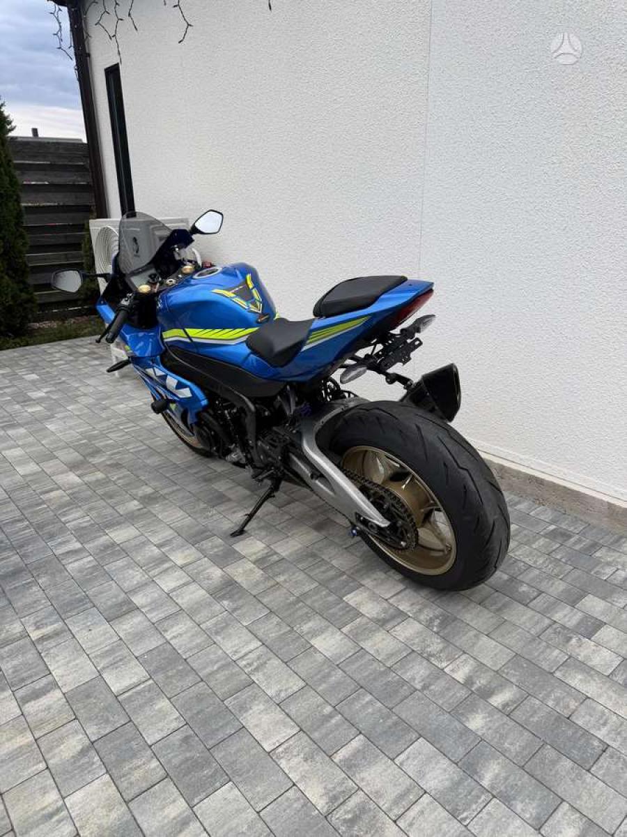 Сузуки GSX-R 2017 в Каунас, объемом двигателя 1.00 л и пробегом 13 тыс. км за 10650 €, фото 12 на AUTOMOTO.COM.LV