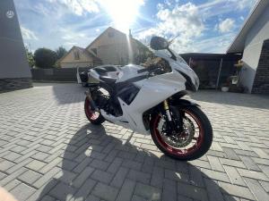Suzuki GSX-R 2017 in Moletai, with an engine capacity of 0.75 L and mileage of 13 thousand km for 6900 €, photo 4 on AUTOMOTO.COM.LV