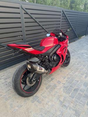 Suzuki GSX-R 2017 Kauņa, ar dzinēja tilpumu 1.00 L un nobraukumu 7 tūkst. km par 10250 €, foto 4 vietnē AUTOMOTO.COM.LV