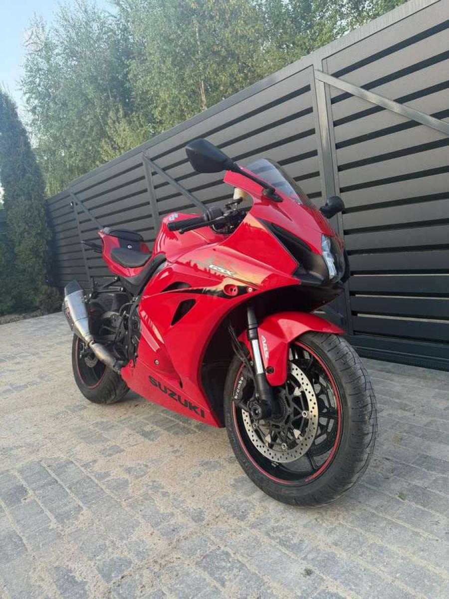 Suzuki GSX-R 2017 Kauņa, ar dzinēja tilpumu 1.00 L un nobraukumu 7 tūkst. km par 10250 €, foto 10 vietnē AUTOMOTO.COM.LV