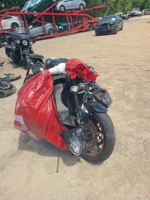 Сузуки GSX-R 2019 в Клайпеда, объемом двигателя 1.00 л и пробегом 26 тыс. км за 4500 €, фото 9 на AUTOMOTO.COM.LV