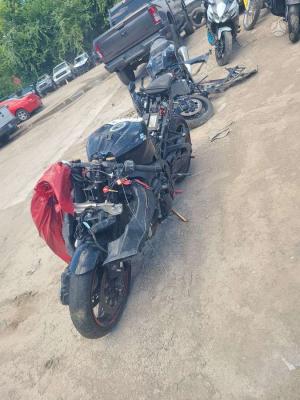 Сузуки GSX-R 2019 в Клайпеда, объемом двигателя 1.00 л и пробегом 26 тыс. км за 4500 €, фото 18 на AUTOMOTO.COM.LV