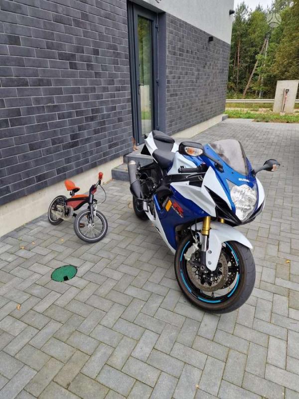 Suzuki GSX-R 2020 Viļņa, ar dzinēja tilpumu 0.75 L un nobraukumu 7 tūkst. km par 7999 €, foto 6 vietnē AUTOMOTO.COM.LV