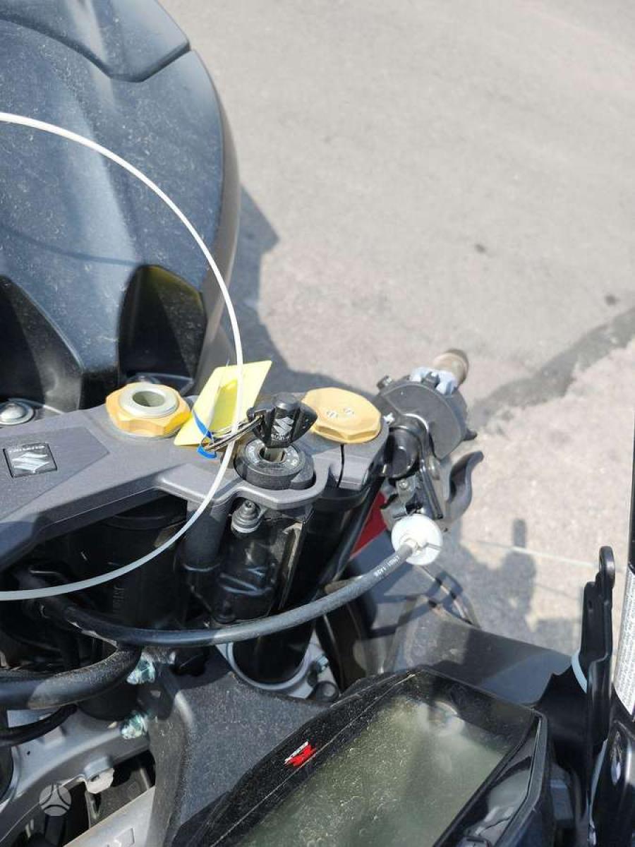 Сузуки GSX-R 2021 в Клайпеда, объемом двигателя 1.00 л и пробегом 16 тыс. км за 4750 €, фото 19 на AUTOMOTO.COM.LV