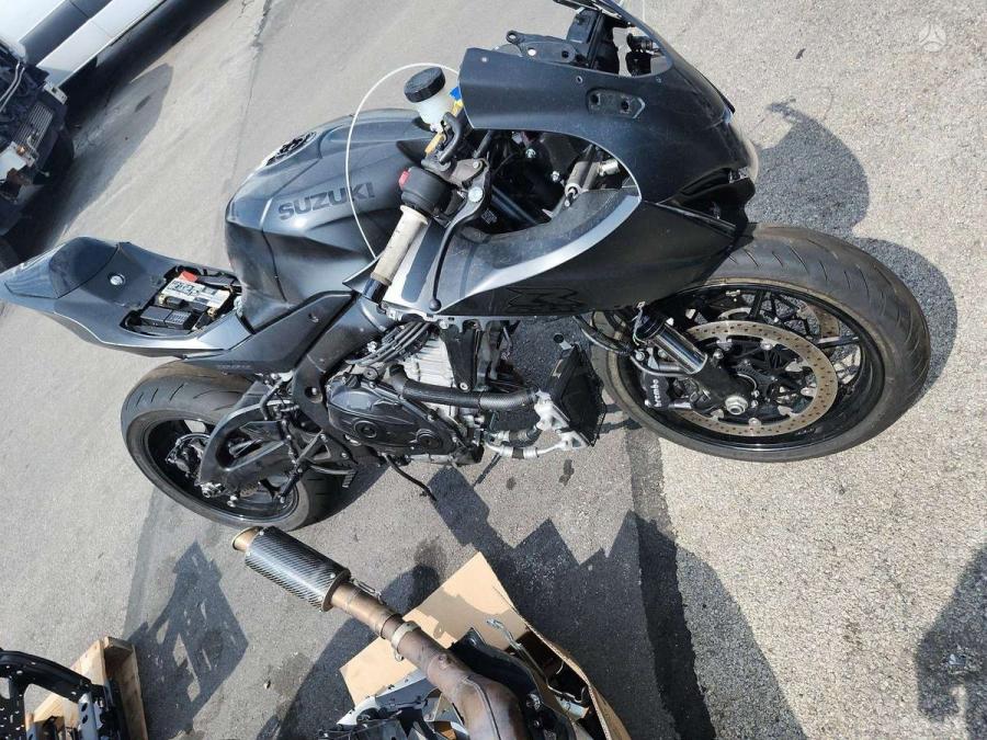 Сузуки GSX-R 2021 в Клайпеда, объемом двигателя 1.00 л и пробегом 16 тыс. км за 4750 €, фото 20 на AUTOMOTO.COM.LV