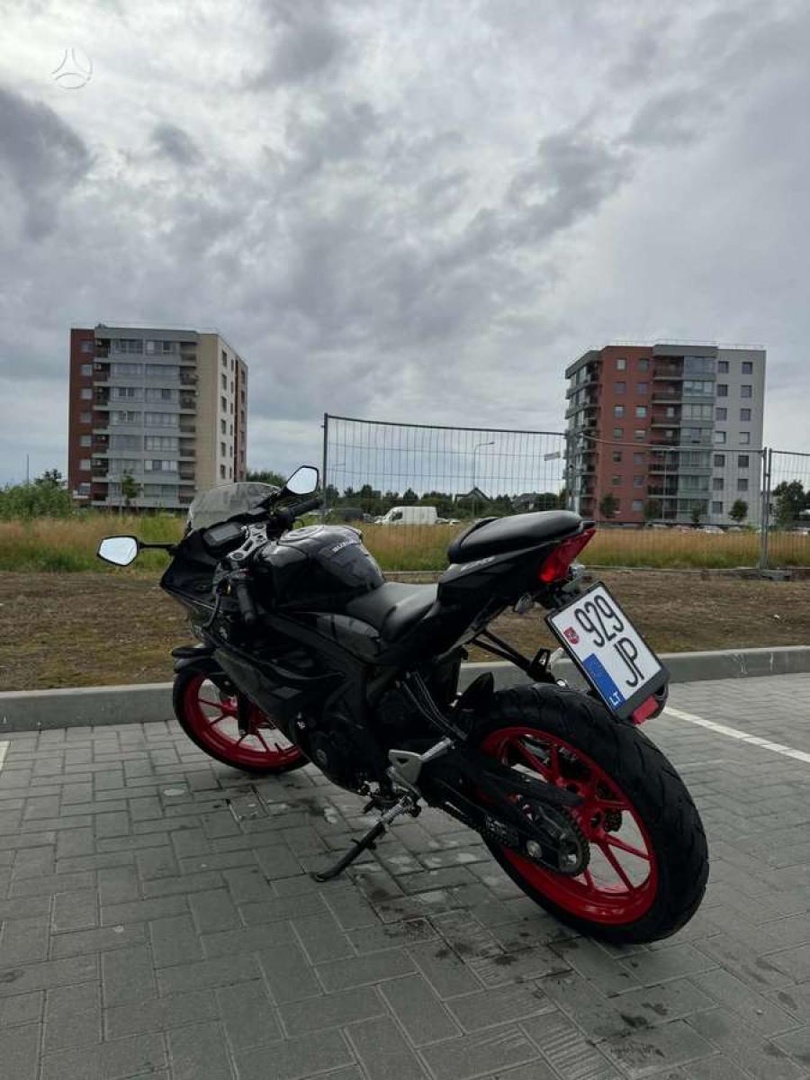 Сузуки GSX-R 2023 в Гаргждай, объемом двигателя 0.13 л и пробегом 13 тыс. км за 4000 €, фото 1 на AUTOMOTO.COM.LV