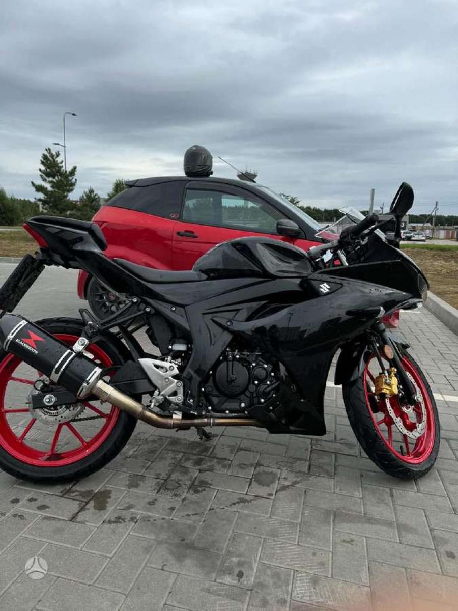 Сузуки GSX-R 2023 в Гаргждай, объемом двигателя 0.13 л и пробегом 13 тыс. км за 4000 €, фото 4 на AUTOMOTO.COM.LV