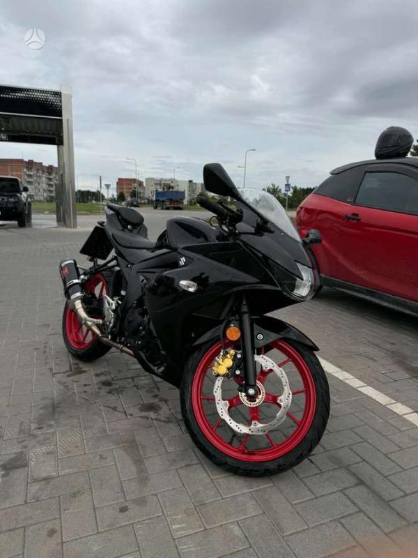 Сузуки GSX-R 2023 в Гаргждай, объемом двигателя 0.13 л и пробегом 13 тыс. км за 4000 €, фото 7 на AUTOMOTO.COM.LV