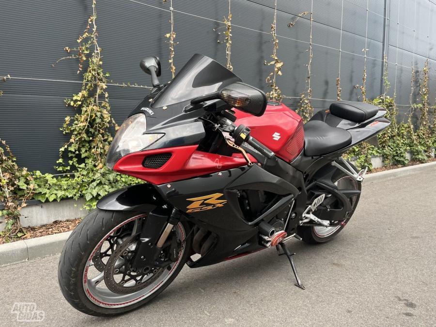 Sarkans Suzuki GSX-R 2006 Klaipėda, ar dzinēja tilpumu 0.75 L un nobraukumu 39 tūkst. km par 4500 €, foto 5 vietnē AUTOMOTO.COM.LV