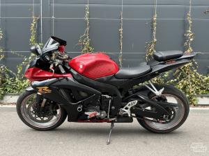 Sarkans Suzuki GSX-R 2006 Klaipėda, ar dzinēja tilpumu 0.75 L un nobraukumu 39 tūkst. km par 4500 €, foto 6 vietnē AUTOMOTO.COM.LV