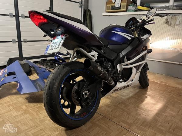 Violets Suzuki GSX-R 2004 Plungė, ar dzinēja tilpumu 0.60 L un nobraukumu 44 tūkst. km par 2400 €, foto 5 vietnē AUTOMOTO.COM.LV