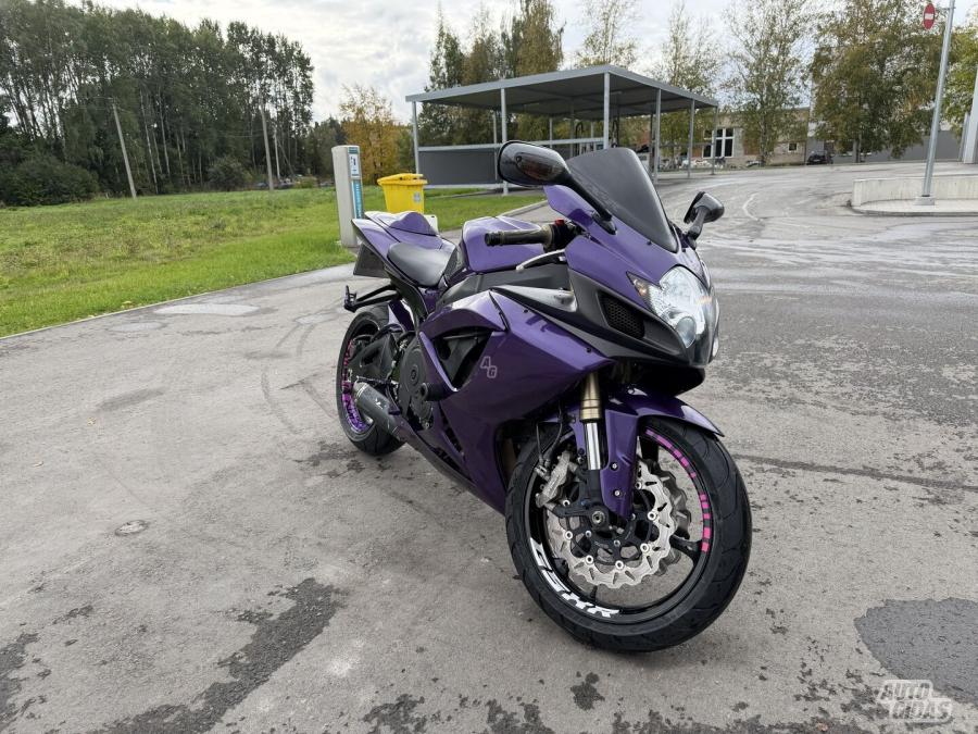 Violets Suzuki GSX-R 2008 Naujoji Akmenė, ar dzinēja tilpumu 0.60 L un nobraukumu 54 tūkst. km par 3799 €, foto 1 vietnē AUTOMOTO.COM.LV