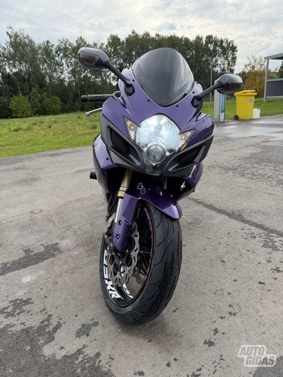 Violets Suzuki GSX-R 2008 Naujoji Akmenė, ar dzinēja tilpumu 0.60 L un nobraukumu 54 tūkst. km par 3799 €, foto 3 vietnē AUTOMOTO.COM.LV