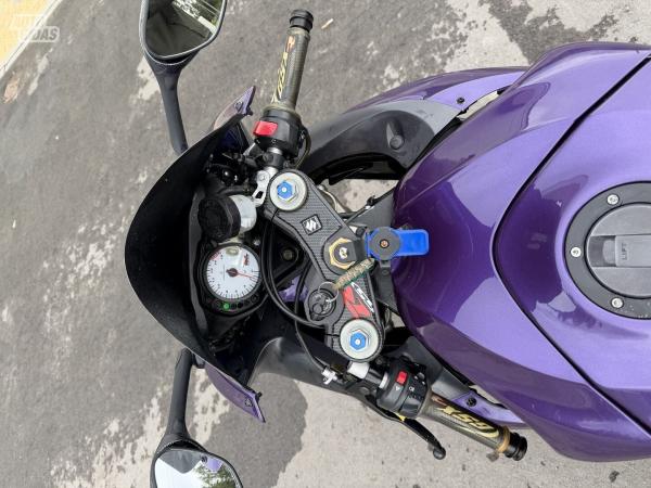 Violets Suzuki GSX-R 2008 Naujoji Akmenė, ar dzinēja tilpumu 0.60 L un nobraukumu 54 tūkst. km par 3799 €, foto 7 vietnē AUTOMOTO.COM.LV
