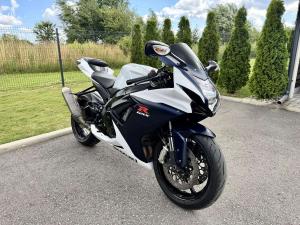 White Suzuki GSX-R 2023 in Vilnius, with an engine capacity of 0.60 L and mileage of 20 thousand km for 5499 €, photo 4 on AUTOMOTO.COM.LV
