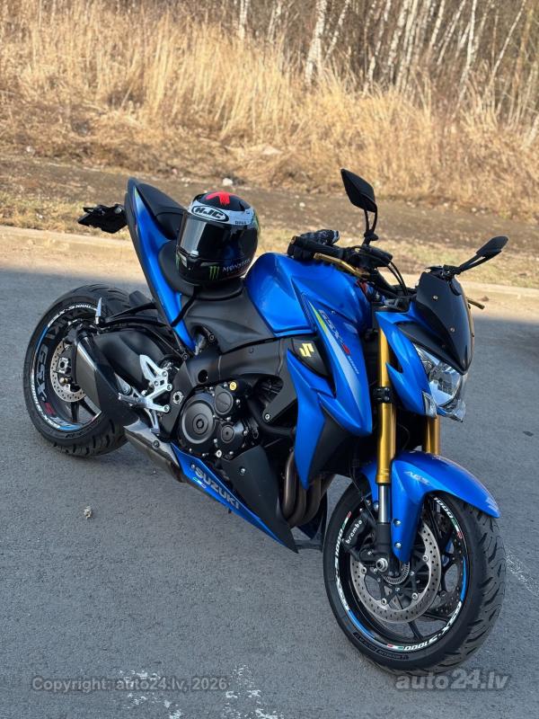Blue Suzuki GSX-S 1000 2016 in Tallinn, with an engine capacity of 1.00 L and mileage of 40 thousand km for 6990 €, photo 1 on AUTOMOTO.COM.LV
