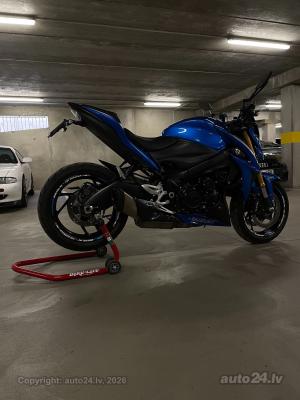 Blue Suzuki GSX-S 1000 2016 in Tallinn, with an engine capacity of 1.00 L and mileage of 40 thousand km for 6990 €, photo 4 on AUTOMOTO.COM.LV