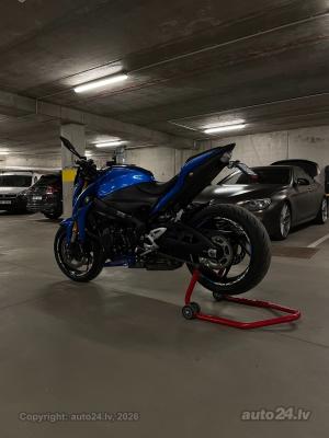 Blue Suzuki GSX-S 1000 2016 in Tallinn, with an engine capacity of 1.00 L and mileage of 40 thousand km for 6990 €, photo 5 on AUTOMOTO.COM.LV