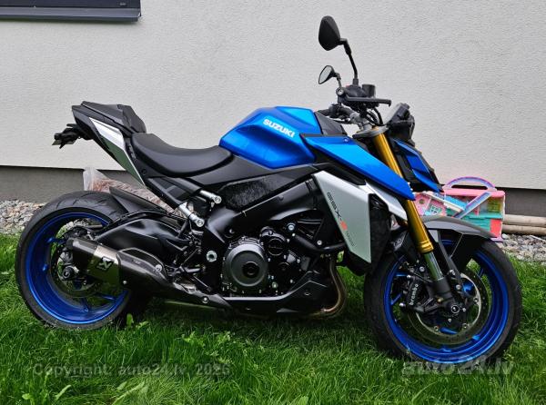 Zils Suzuki GSX-S 1000 2023 Tallina, ar dzinēja tilpumu 1.00 L un nobraukumu 4 tūkst. km par 8500 €, foto 2 vietnē AUTOMOTO.COM.LV