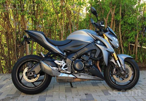 Suzuki GSX-S 1000 2015 in Tukums, with an engine capacity of 1.00 L and mileage of 0 thousand km for 6500 €, photo 2 on AUTOMOTO.COM.LV