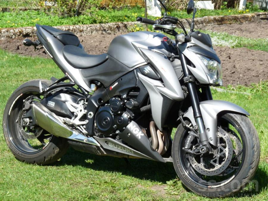 Suzuki GSX-S 1000 2016 in Riga, with an engine capacity of 1.00 L and mileage of 0 thousand km for 6999 €, photo 1 on AUTOMOTO.COM.LV